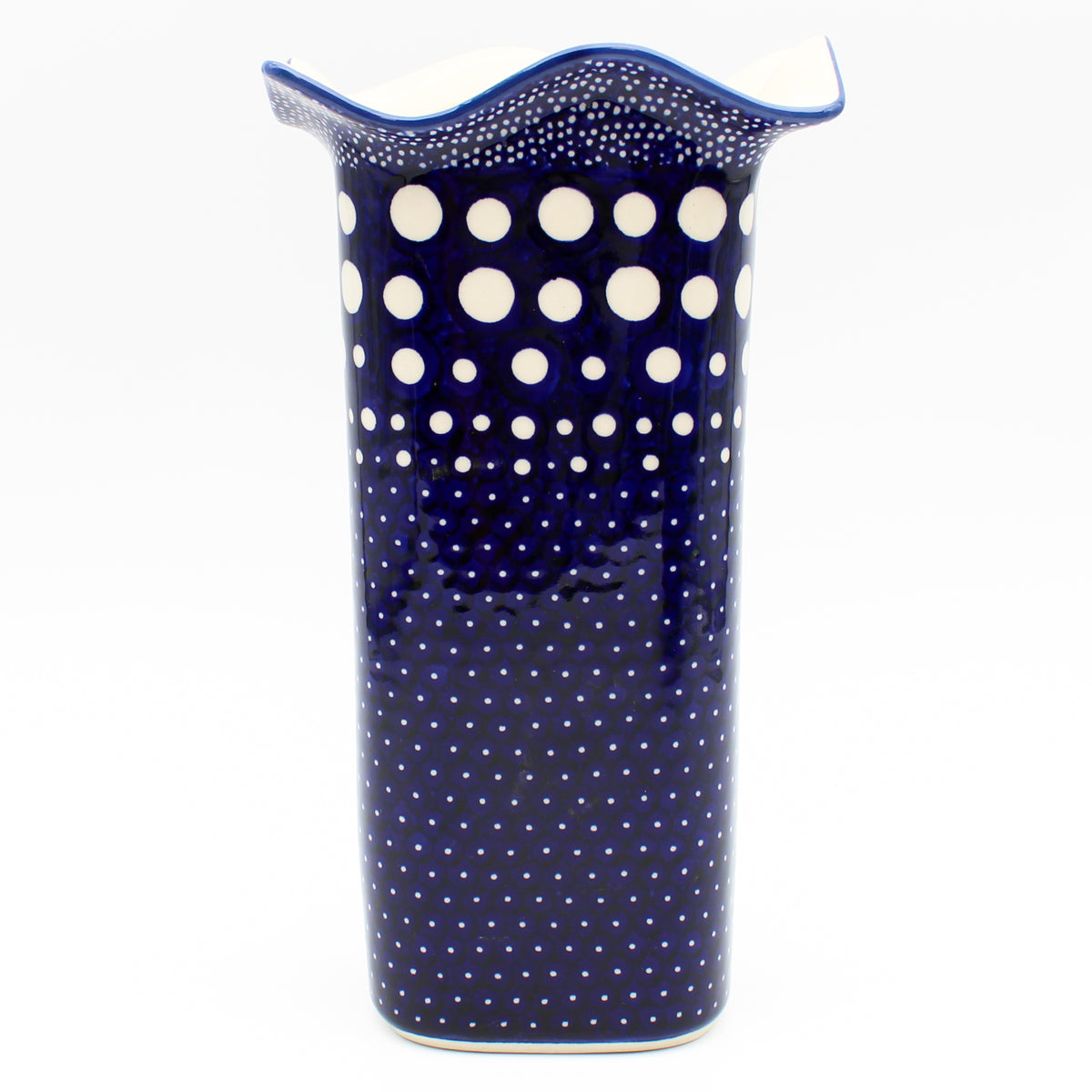 Fluted Vase in Vortex – Janelle Imports